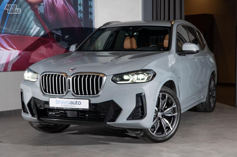 Grey BMW X3 2023 in Kaunas, with an engine capacity of 2.00 L and mileage of 117 thousand km for 41751 €, photo 1 on AUTOMOTO.COM.LV
