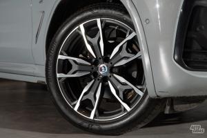 Grey BMW X3 2023 in Kaunas, with an engine capacity of 2.00 L and mileage of 117 thousand km for 41751 €, photo 23 on AUTOMOTO.COM.LV