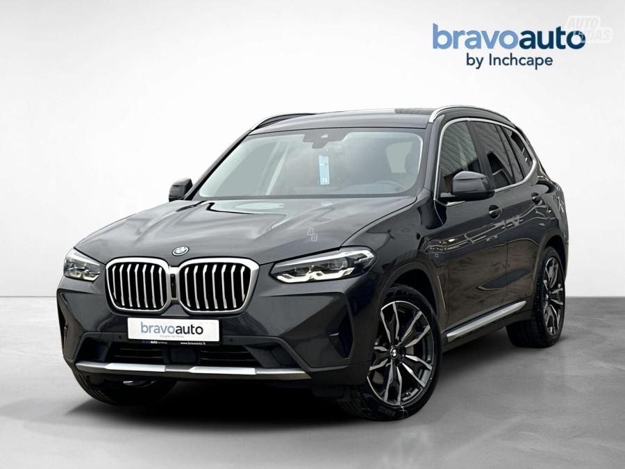 Grey BMW X3 2023 in Kaunas, with an engine capacity of 2.00 L and mileage of 120 thousand km for 34771 €, photo 1 on AUTOMOTO.COM.LV
