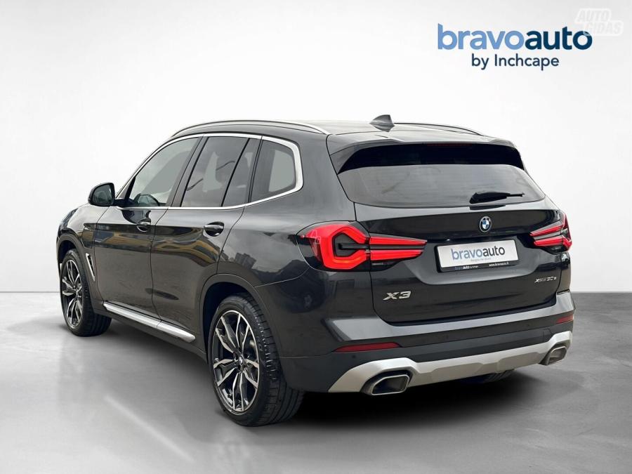Grey BMW X3 2023 in Kaunas, with an engine capacity of 2.00 L and mileage of 120 thousand km for 34771 €, photo 5 on AUTOMOTO.COM.LV
