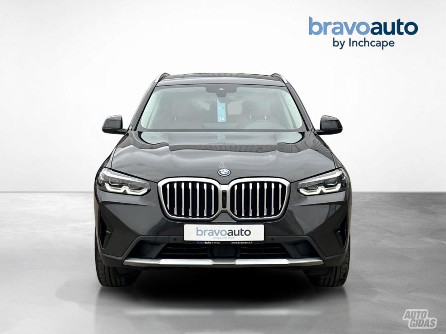 Grey BMW X3 2023 in Kaunas, with an engine capacity of 2.00 L and mileage of 120 thousand km for 34771 €, photo 10 on AUTOMOTO.COM.LV