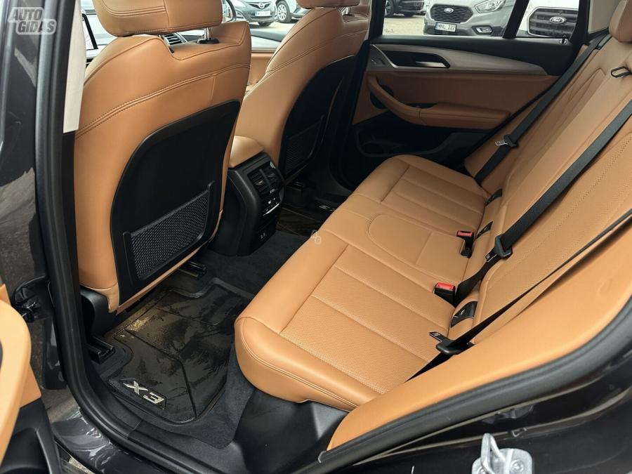 Grey BMW X3 2023 in Kaunas, with an engine capacity of 2.00 L and mileage of 120 thousand km for 34771 €, photo 12 on AUTOMOTO.COM.LV