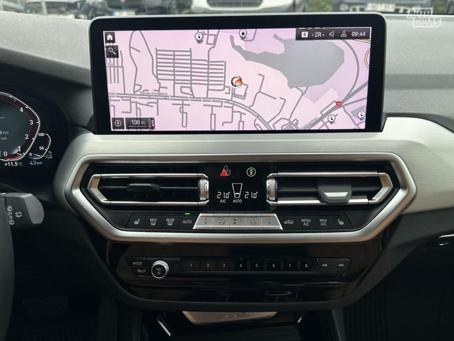 Grey BMW X3 2023 in Kaunas, with an engine capacity of 2.00 L and mileage of 120 thousand km for 34771 €, photo 19 on AUTOMOTO.COM.LV
