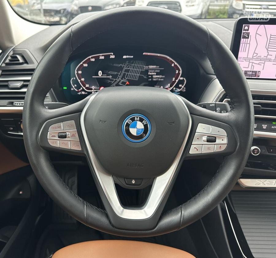 Grey BMW X3 2023 in Kaunas, with an engine capacity of 2.00 L and mileage of 120 thousand km for 34771 €, photo 20 on AUTOMOTO.COM.LV