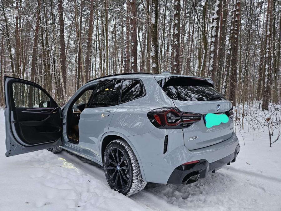 Grey BMW X3 2024 in Vilnius, with an engine capacity of 0.00 L and mileage of 32 thousand km for 44999 €, photo 1 on AUTOMOTO.COM.LV
