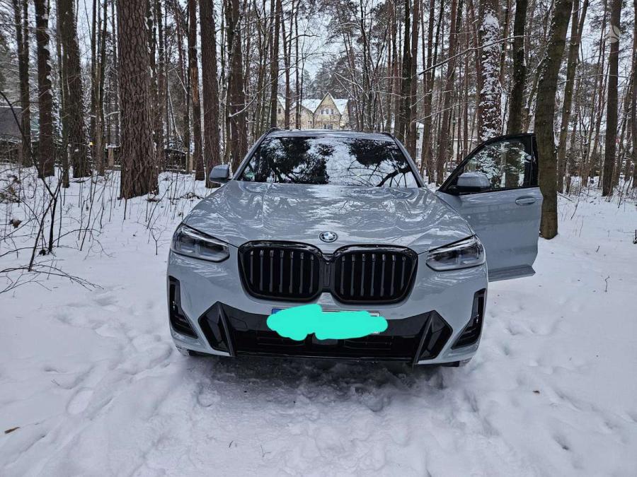 Grey BMW X3 2024 in Vilnius, with an engine capacity of 0.00 L and mileage of 32 thousand km for 44999 €, photo 3 on AUTOMOTO.COM.LV