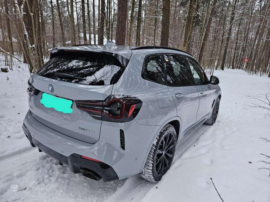 Grey BMW X3 2024 in Vilnius, with an engine capacity of 0.00 L and mileage of 32 thousand km for 44999 €, photo 4 on AUTOMOTO.COM.LV