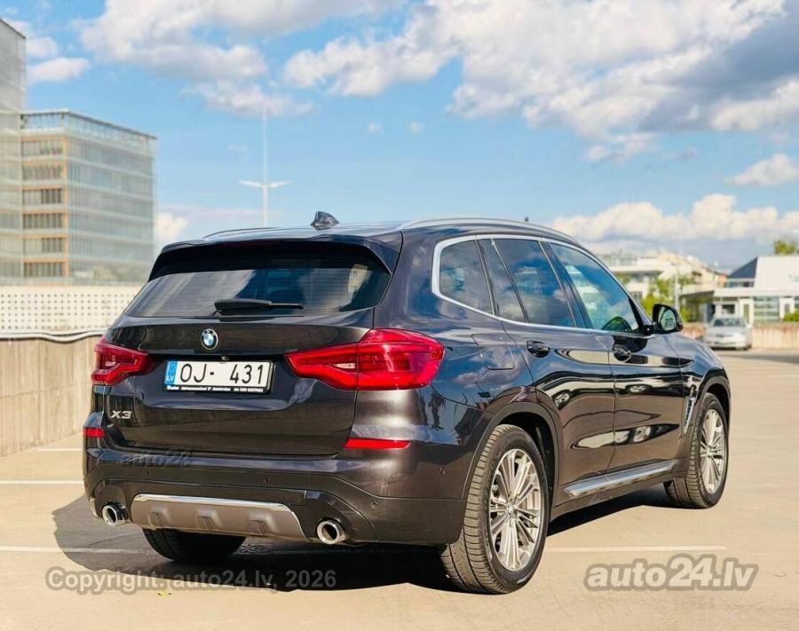 Grey BMW X3 2018 in Riga, with an engine capacity of 2.00 L and mileage of 205 thousand km for 22900 €, photo 6 on AUTOMOTO.COM.LV
