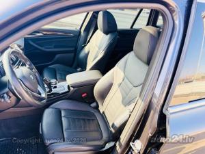 Grey BMW X3 2018 in Riga, with an engine capacity of 2.00 L and mileage of 205 thousand km for 22900 €, photo 10 on AUTOMOTO.COM.LV