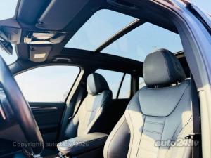 Grey BMW X3 2018 in Riga, with an engine capacity of 2.00 L and mileage of 205 thousand km for 22900 €, photo 13 on AUTOMOTO.COM.LV
