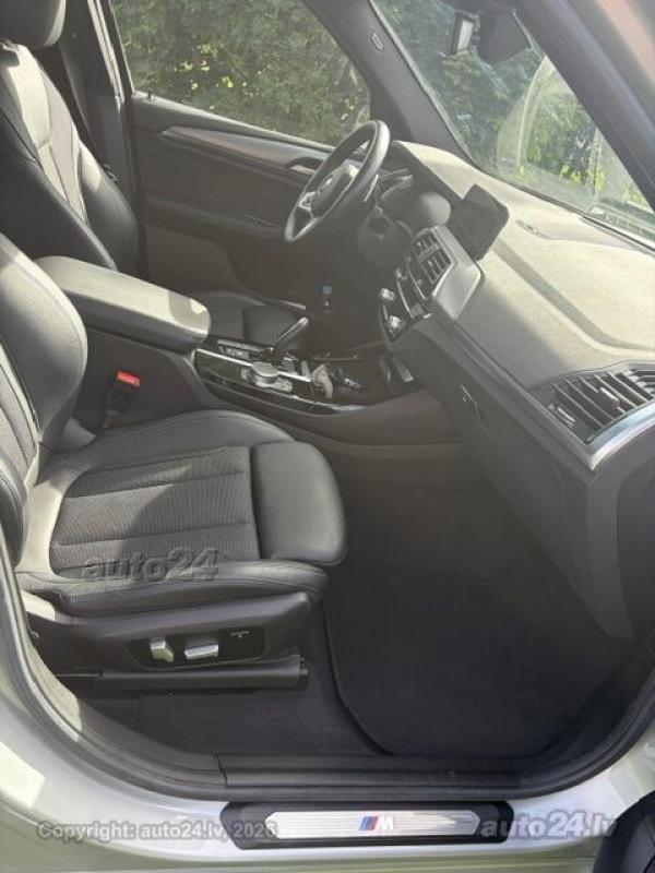 Grey BMW X3 2021 in Tallinn, with an engine capacity of 2.00 L and mileage of 68 thousand km for 38000 €, photo 9 on AUTOMOTO.COM.LV