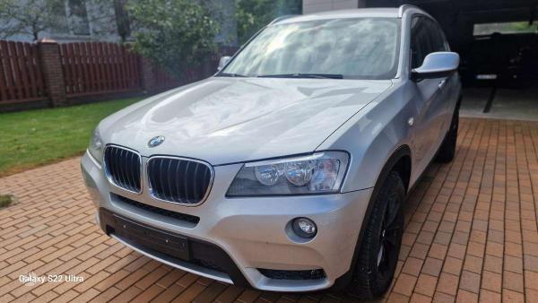 Pelēks BMW X3 2012 Panevēža, ar dzinēja tilpumu 2.00 L un nobraukumu 165 tūkst. km par 8999 €, foto 4 vietnē AUTOMOTO.COM.LV