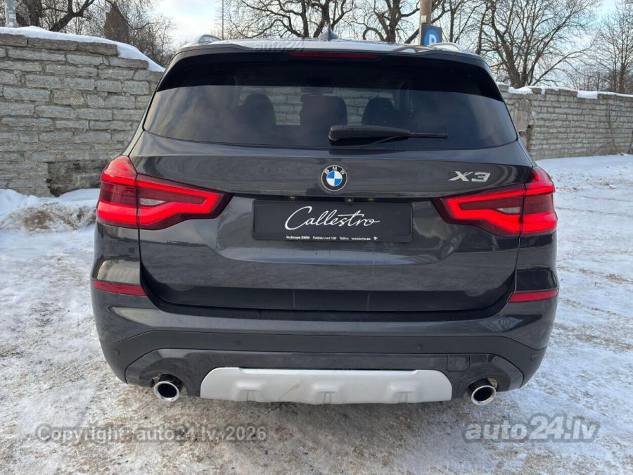 Grey BMW X3 2018 in Tallinn, with an engine capacity of 3.00 L and mileage of 239 thousand km for 26900 €, photo 5 on AUTOMOTO.COM.LV