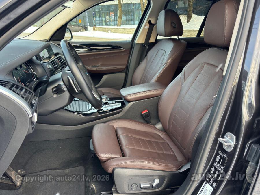 Grey BMW X3 2018 in Tallinn, with an engine capacity of 3.00 L and mileage of 239 thousand km for 26900 €, photo 8 on AUTOMOTO.COM.LV