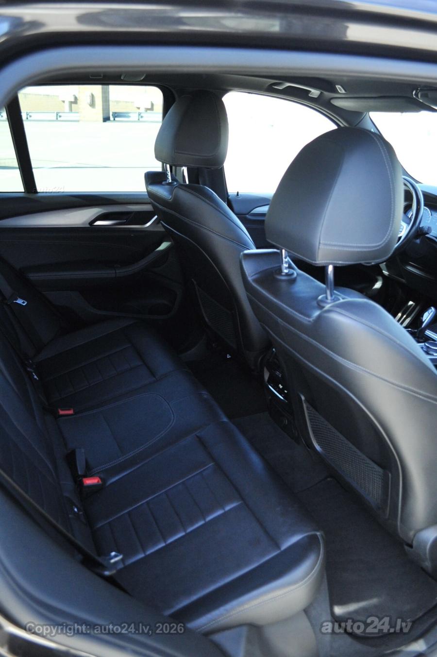 Grey BMW X3 2019 in Tallinn, with an engine capacity of 3.00 L and mileage of 137 thousand km for 32500 €, photo 21 on AUTOMOTO.COM.LV