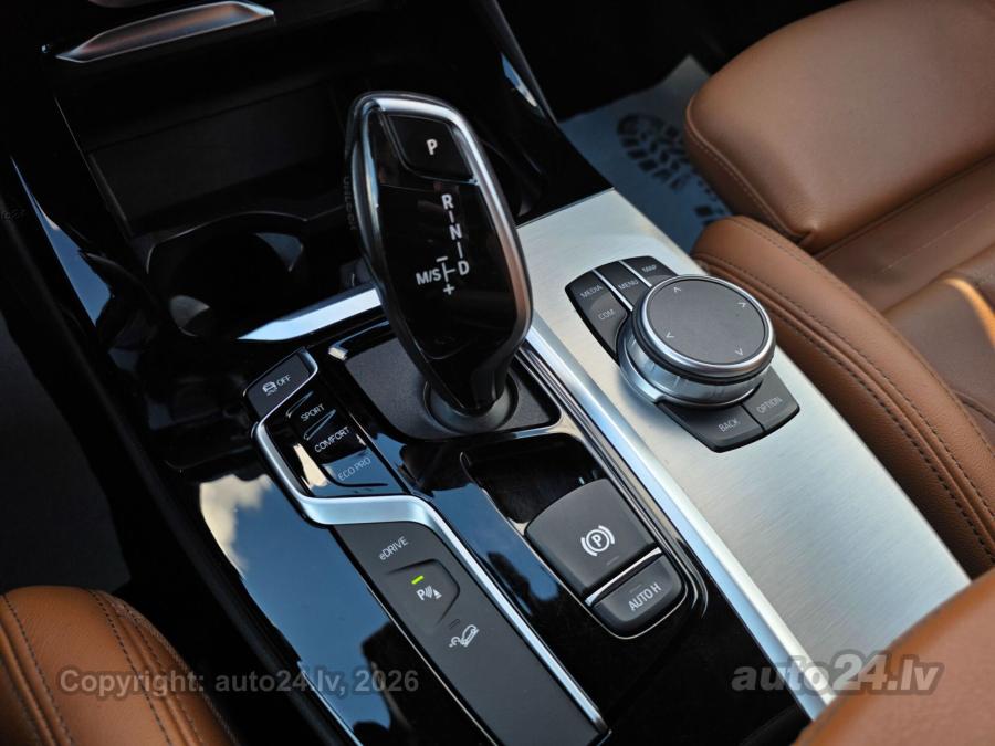 Grey BMW X3 2020 in Tallinn, with an engine capacity of 2.00 L and mileage of 108 thousand km for 28900 €, photo 15 on AUTOMOTO.COM.LV