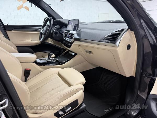 Grey BMW X3 2021 in Parnu, with an engine capacity of 2.00 L and mileage of 120 thousand km for 32990 €, photo 11 on AUTOMOTO.COM.LV
