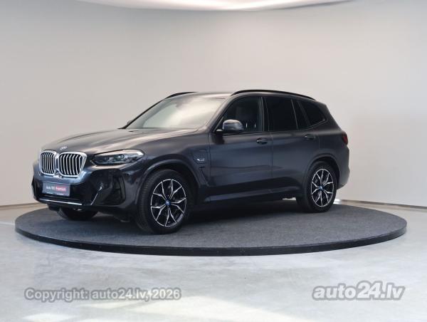 Grey BMW X3 2021 in Tallinn, with an engine capacity of 2.00 L and mileage of 125 thousand km for 35900 €, photo 1 on AUTOMOTO.COM.LV
