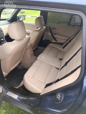 BMW X3 2005 in Vilnius, with an engine capacity of 2.00 L and mileage of 340 thousand km for 300 €, photo 8 on AUTOMOTO.COM.LV