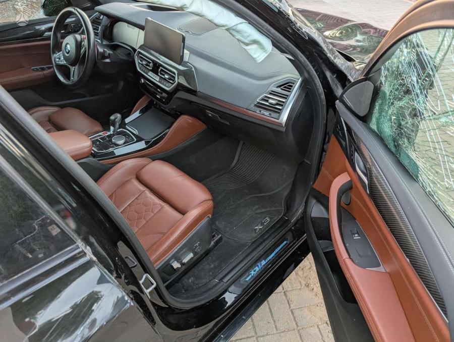 Черный БМВ x3-m 2022 в Вильнюс, объемом двигателя 3.00 л и пробегом 43 тыс. км за 22300 €, фото 28 на AUTOMOTO.COM.LV