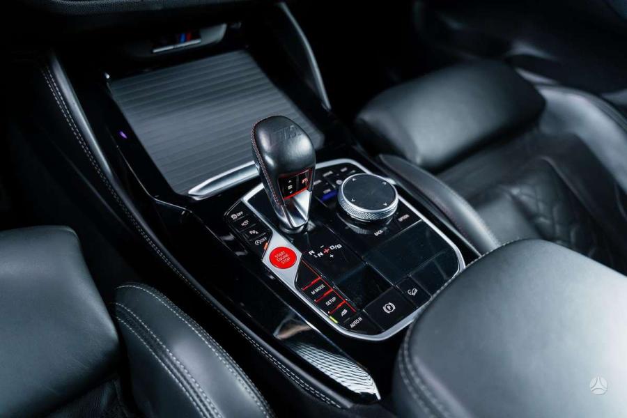 Black BMW x3-m 2022 in Vilnius, with an engine capacity of 2.99 L and mileage of 35 thousand km for 45000 €, photo 28 on AUTOMOTO.COM.LV