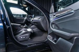 Black BMW x3-m 2022 in Vilnius, with an engine capacity of 2.99 L and mileage of 35 thousand km for 45000 €, photo 29 on AUTOMOTO.COM.LV