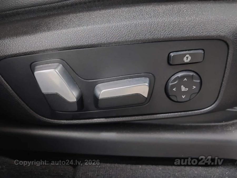 Grey BMW x3-m 2020 in Tallinn, with an engine capacity of 3.00 L and mileage of 78 thousand km for 49900 €, photo 14 on AUTOMOTO.COM.LV