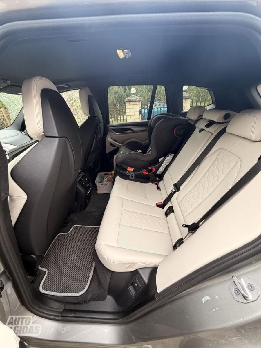 Pelēks BMW x3-m 2021 Viļņa, ar dzinēja tilpumu 3.00 L un nobraukumu 50 tūkst. km par 48000 €, foto 8 vietnē AUTOMOTO.COM.LV