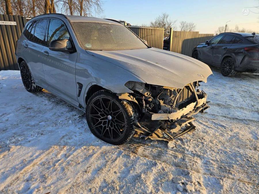 Pelēks BMW x3-m 2023 Šauļi, ar dzinēja tilpumu 3.00 L un nobraukumu 33 tūkst. km par 41900 €, foto 3 vietnē AUTOMOTO.COM.LV