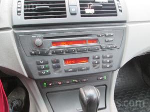 Red BMW X3 2004 in Riga, with an engine capacity of 3.00 L and mileage of 386 thousand km for 2750 €, photo 15 on AUTOMOTO.COM.LV