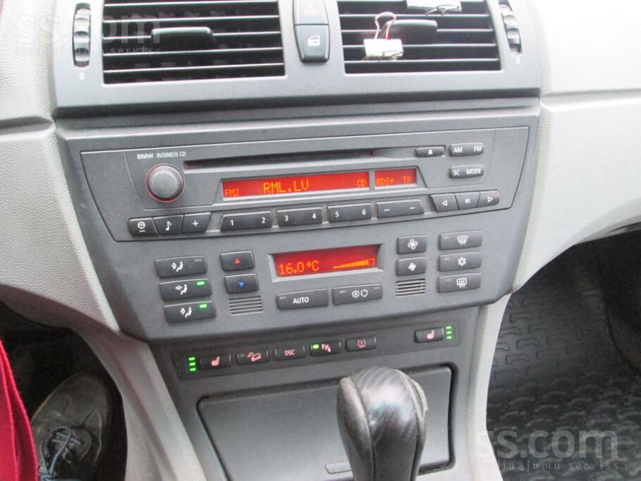Red BMW X3 2004 in Riga, with an engine capacity of 3.00 L and mileage of 386 thousand km for 2750 €, photo 15 on AUTOMOTO.COM.LV