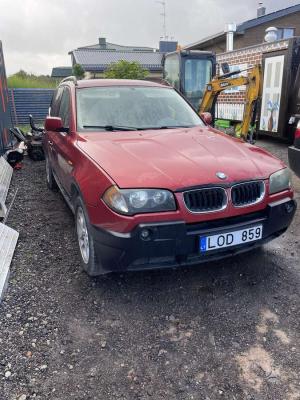 Sarkans BMW X3 2004 Kauņa, ar dzinēja tilpumu 2.99 L un nobraukumu 345 tūkst. km par 1700 €, foto 3 vietnē AUTOMOTO.COM.LV