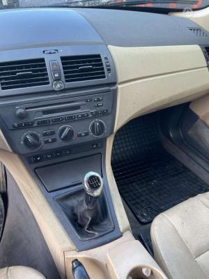 Sarkans BMW X3 2004 Kauņa, ar dzinēja tilpumu 2.99 L un nobraukumu 345 tūkst. km par 1700 €, foto 8 vietnē AUTOMOTO.COM.LV
