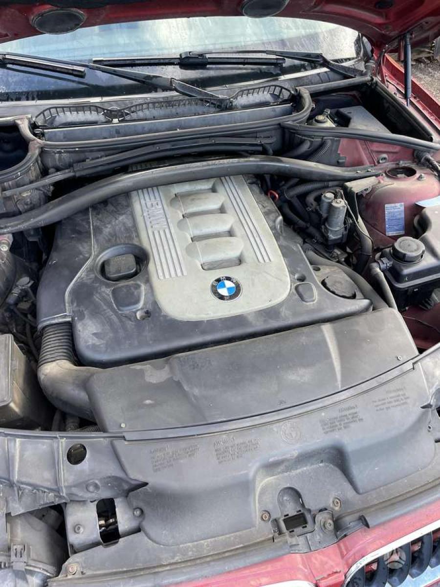 Sarkans BMW X3 2004 Kauņa, ar dzinēja tilpumu 2.99 L un nobraukumu 345 tūkst. km par 1700 €, foto 9 vietnē AUTOMOTO.COM.LV