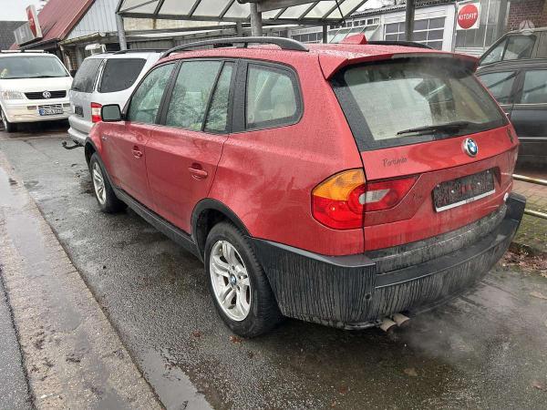 Sarkans BMW X3 2005 Kauņa, ar dzinēja tilpumu 3.00 L un nobraukumu 215 tūkst. km par 3150 €, foto 2 vietnē AUTOMOTO.COM.LV