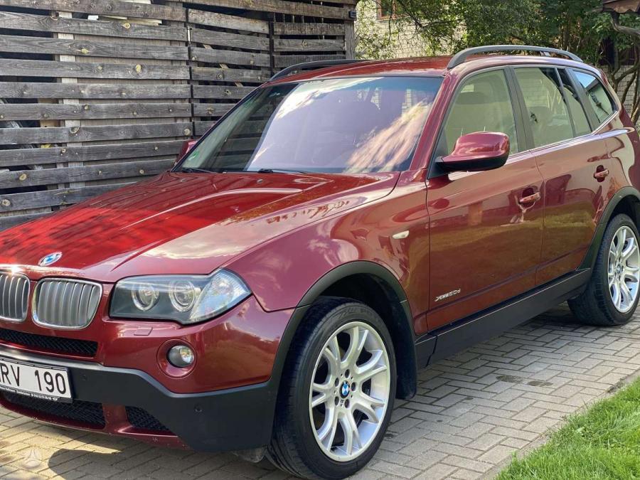Red BMW X3 2010 in Vilnius, with an engine capacity of 2.00 L and mileage of 294 thousand km for 5300 €, photo 3 on AUTOMOTO.COM.LV