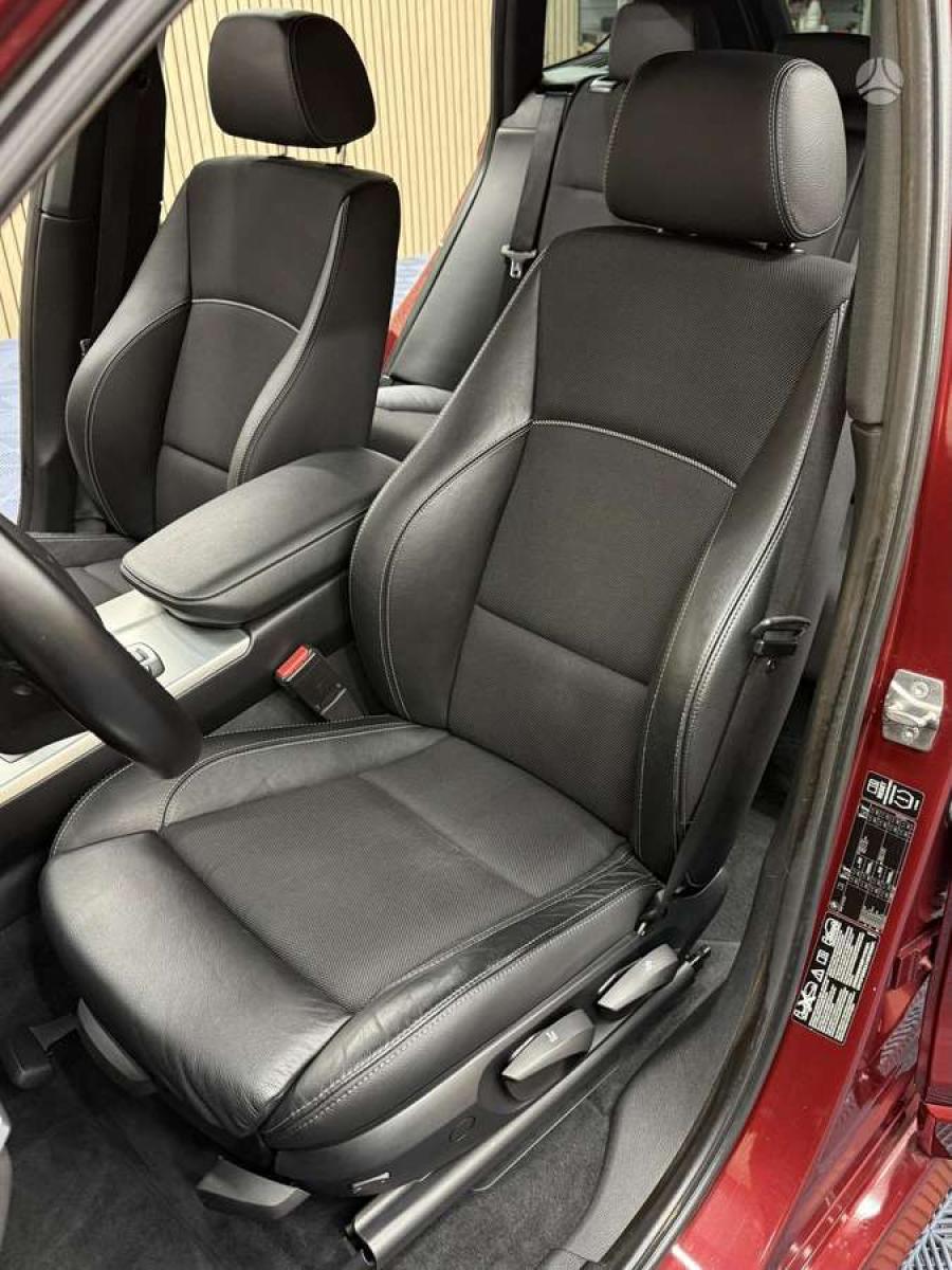 Red BMW X3 2011 in Marijampole, with an engine capacity of 2.99 L and mileage of 223 thousand km for 11000 €, photo 20 on AUTOMOTO.COM.LV