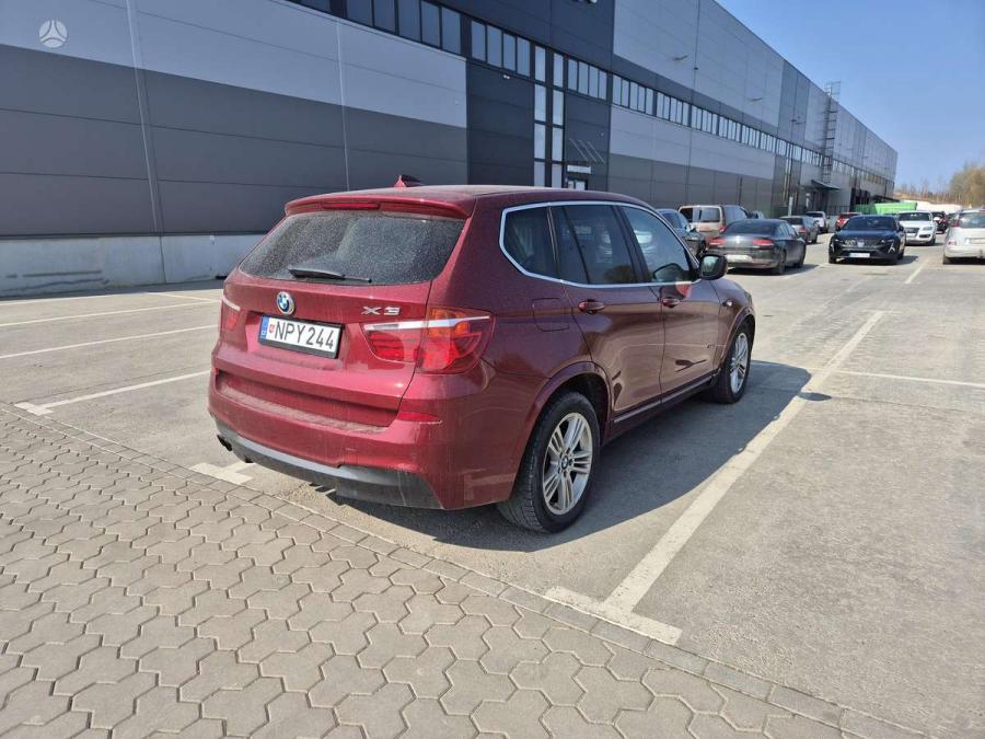 Red BMW X3 2011 in Vilnius, with an engine capacity of 3.00 L and mileage of 178 thousand km for 5900 €, photo 8 on AUTOMOTO.COM.LV