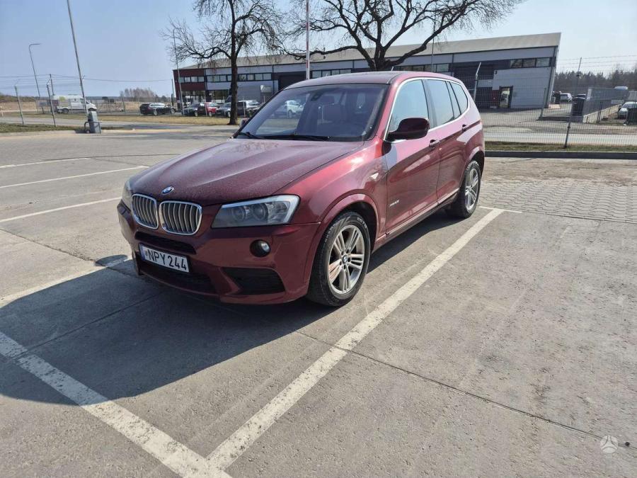 Red BMW X3 2011 in Vilnius, with an engine capacity of 3.00 L and mileage of 178 thousand km for 5900 €, photo 13 on AUTOMOTO.COM.LV