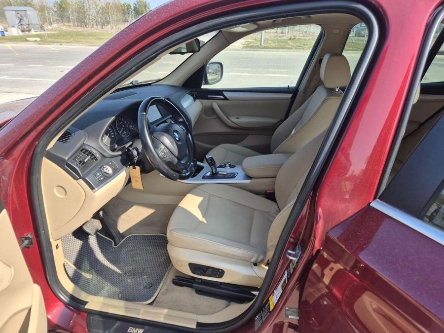 Red BMW X3 2011 in Vilnius, with an engine capacity of 3.00 L and mileage of 178 thousand km for 5900 €, photo 15 on AUTOMOTO.COM.LV
