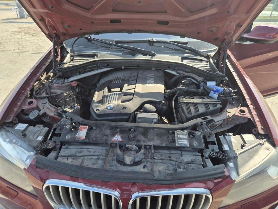 Red BMW X3 2011 in Vilnius, with an engine capacity of 3.00 L and mileage of 178 thousand km for 5900 €, photo 17 on AUTOMOTO.COM.LV
