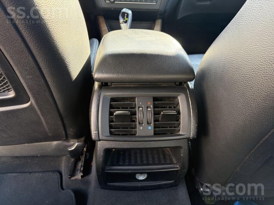 Sarkans BMW X3 2012 Rīga, ar dzinēja tilpumu 2.00 L un nobraukumu 340 tūkst. km par 8400 €, foto 11 vietnē AUTOMOTO.COM.LV