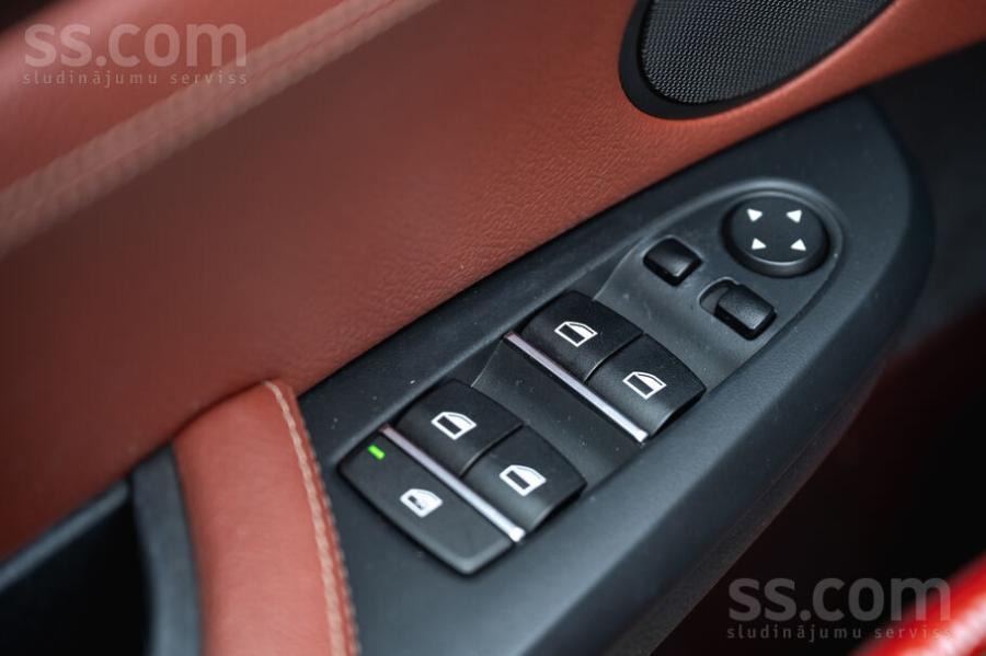 Red BMW X3 2013 in Riga, with an engine capacity of 2.00 L and mileage of 197 thousand km for 12300 €, photo 12 on AUTOMOTO.COM.LV