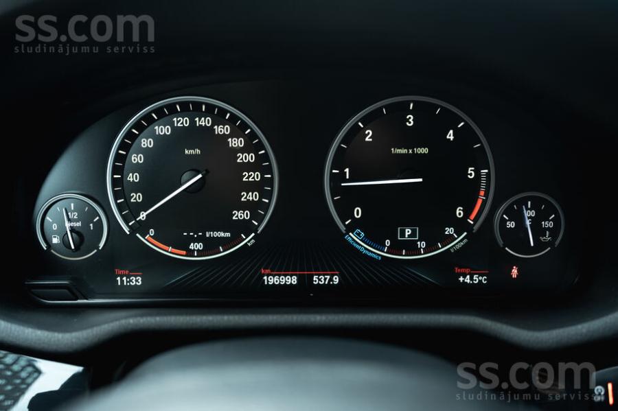 Red BMW X3 2013 in Riga, with an engine capacity of 2.00 L and mileage of 197 thousand km for 12300 €, photo 16 on AUTOMOTO.COM.LV