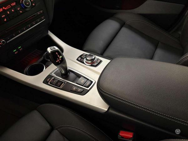 Sarkans BMW X3 2013 Marijampole, ar dzinēja tilpumu 2.99 L un nobraukumu 303 tūkst. km par 10450 €, foto 3 vietnē AUTOMOTO.COM.LV