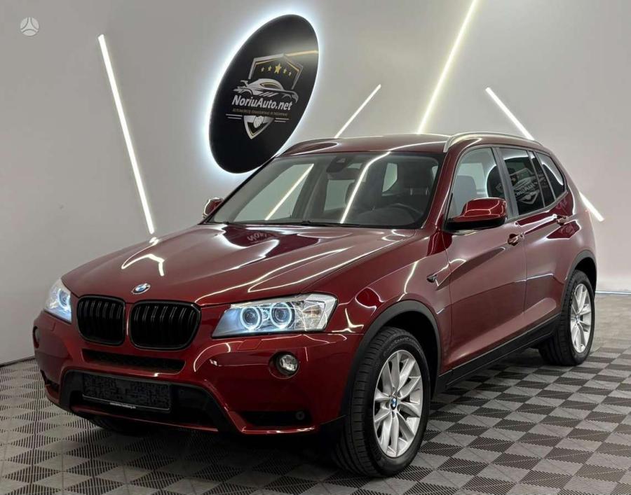 Red BMW X3 2013 in Marijampole, with an engine capacity of 2.99 L and mileage of 303 thousand km for 10450 €, photo 9 on AUTOMOTO.COM.LV