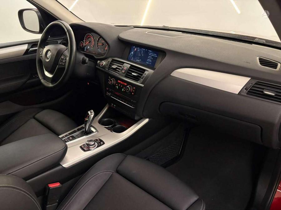 Red BMW X3 2013 in Marijampole, with an engine capacity of 2.99 L and mileage of 303 thousand km for 10450 €, photo 20 on AUTOMOTO.COM.LV
