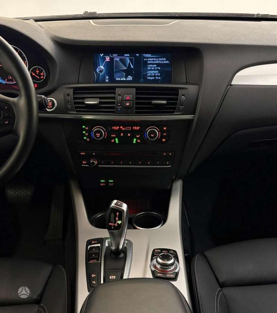 Red BMW X3 2013 in Marijampole, with an engine capacity of 2.99 L and mileage of 303 thousand km for 10450 €, photo 21 on AUTOMOTO.COM.LV