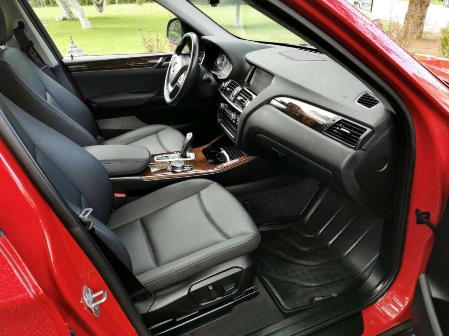 Red BMW X3 2017 in Siauliai, with an engine capacity of 2.00 L and mileage of 138 thousand km for 11999 €, photo 39 on AUTOMOTO.COM.LV