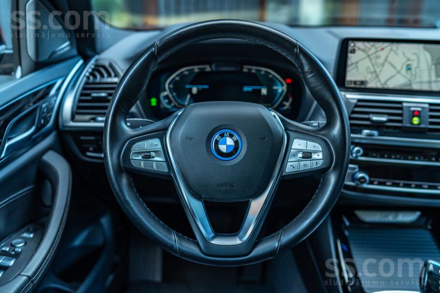 Sarkans BMW X3 2021 Rīga, ar dzinēja tilpumu 3.00 L un nobraukumu 95 tūkst. km par 30900 €, foto 24 vietnē AUTOMOTO.COM.LV